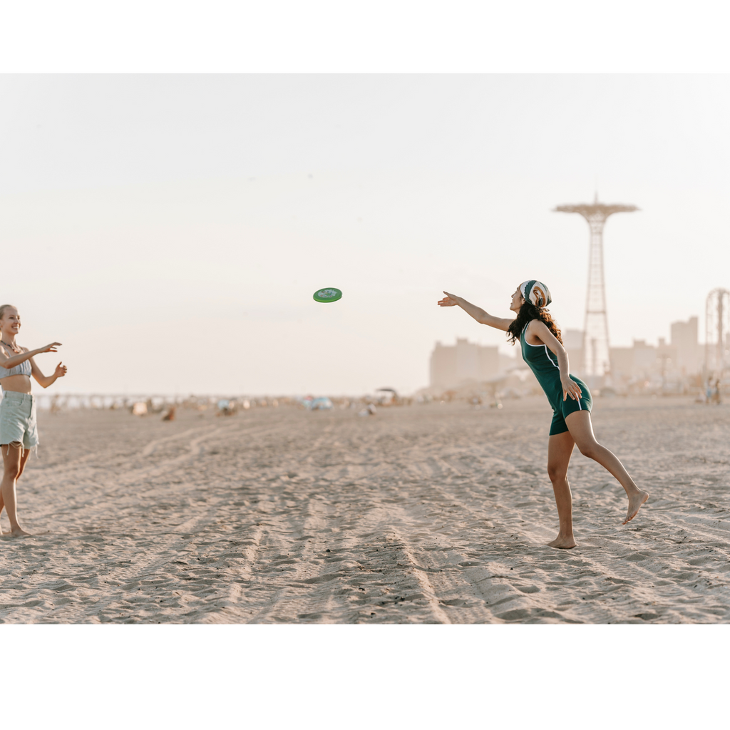 Beginner Guide: Choosing the Frisbee for Outdoor Activities - Flying ...